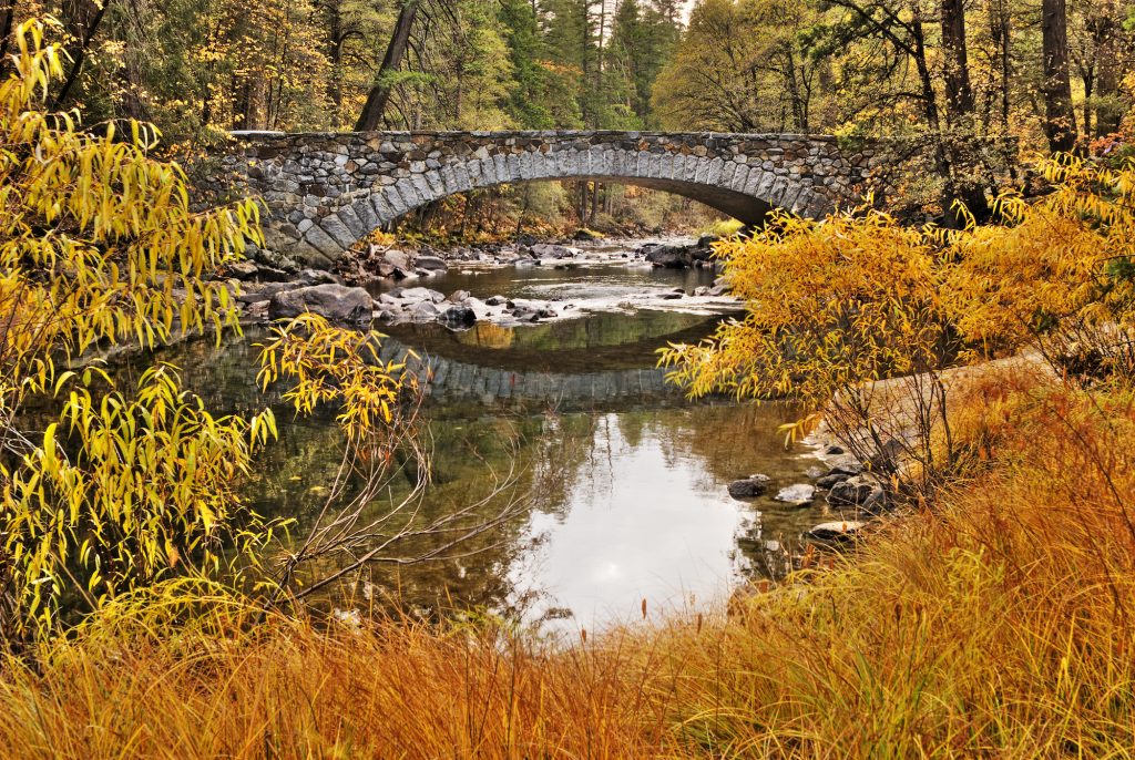 Madera_16687-pohono_bridge_yosemite_valley - High Sierra Visitors Council